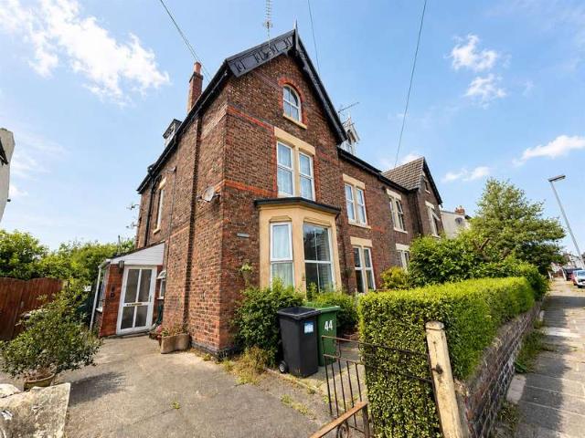 2 Bedroom Apartment Flat