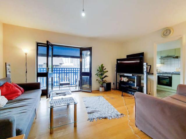 2 Bedroom Apartment Flat