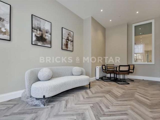 2 Bedroom Apartment Flat
