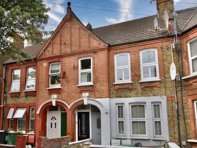 2 Bedroom Apartment Flat
