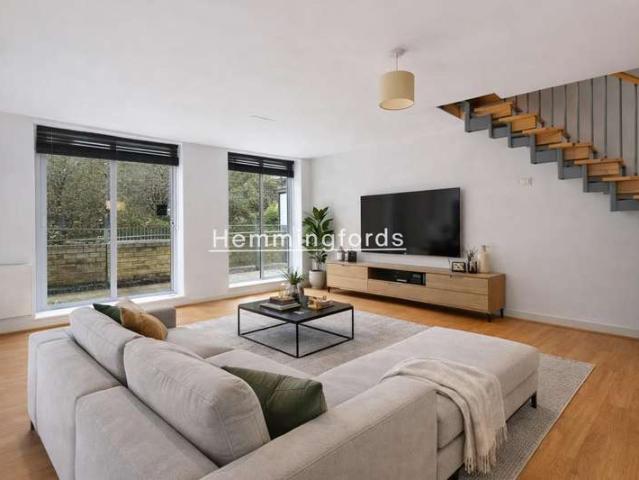 2 Bedroom Apartment Flat