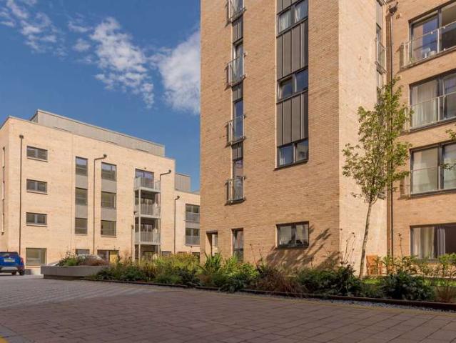 2 Bedroom Apartment Flat