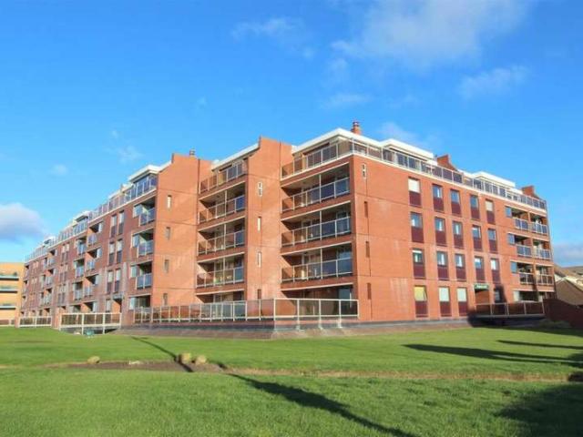 2 Bedroom Apartment Flat