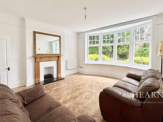2 Bedroom Apartment Flat