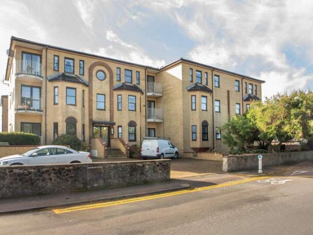 2 Bedroom Apartment Flat