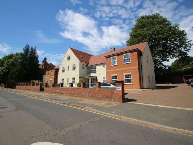 2 Bedroom Apartment Flat