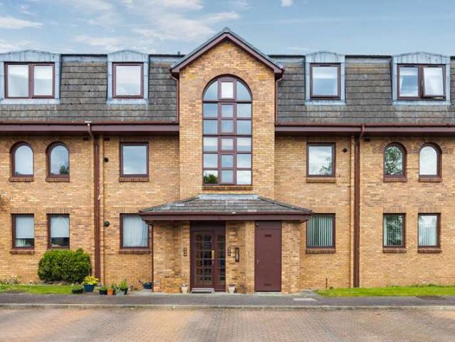 2 Bedroom Apartment Flat