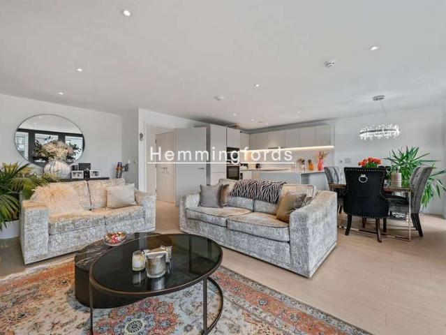 2 Bedroom Apartment Flat
