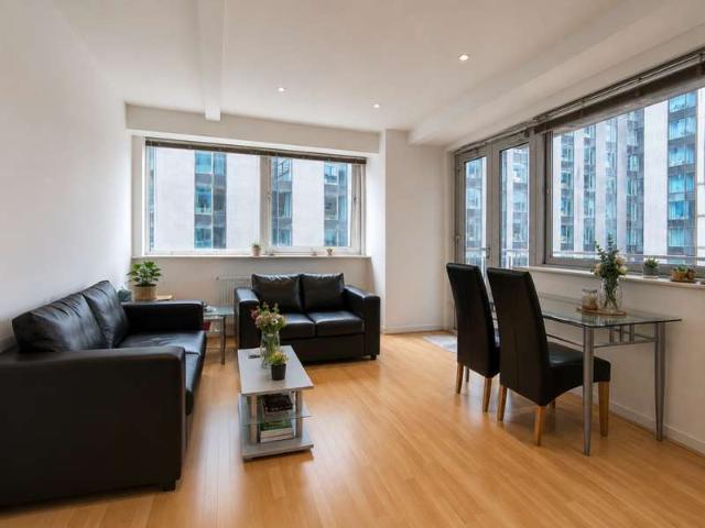 2 Bedroom Apartment Flat