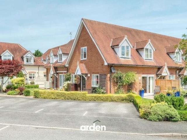 2 Bedroom Apartment Flat