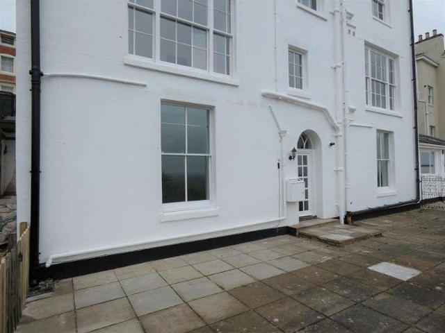 2 Bedroom Apartment Flat