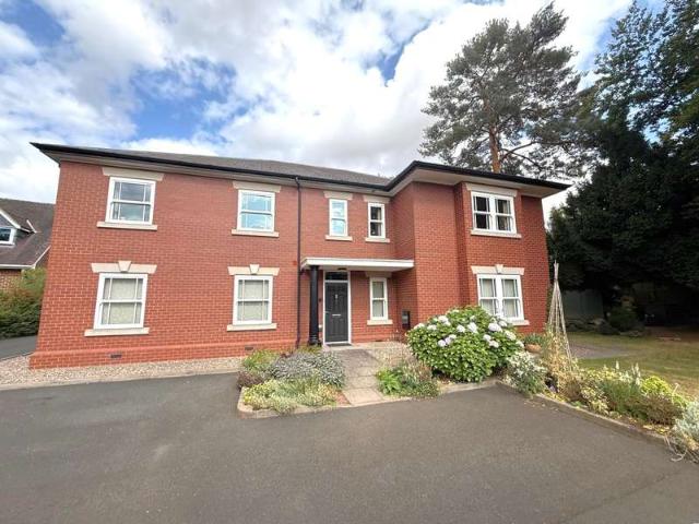 2 Bedroom Apartment Flat