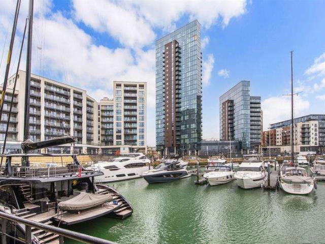 2 Bedroom Apartment Flat