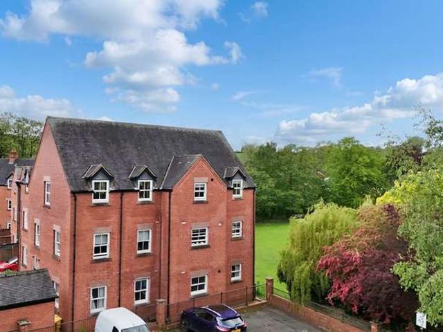 2 Bedroom Apartment Flat