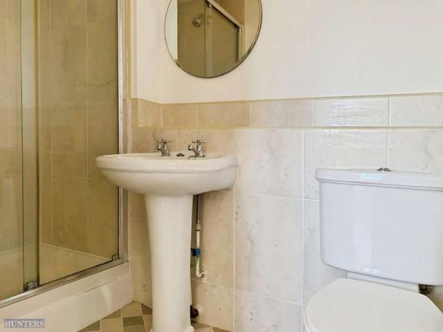 2 Bedroom Apartment Flat