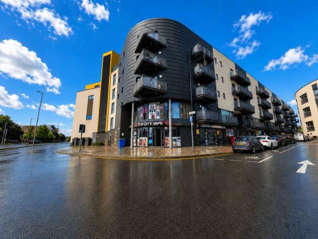 2 Bedroom Apartment Flat