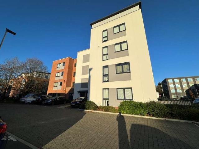 2 Bedroom Apartment Flat