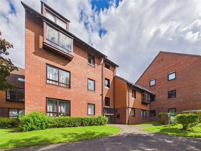 2 Bedroom Apartment Flat