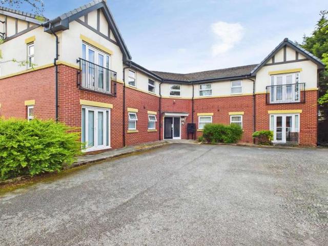2 Bedroom Apartment Flat