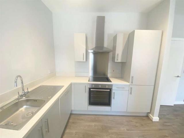 2 Bedroom Apartment Flat