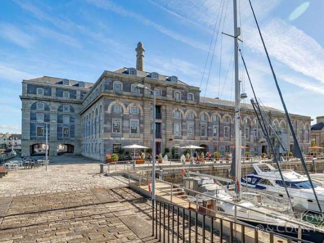 2 Bedroom Apartment Flat