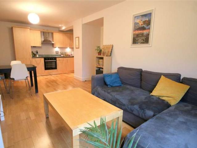 2 Bedroom Apartment Flat