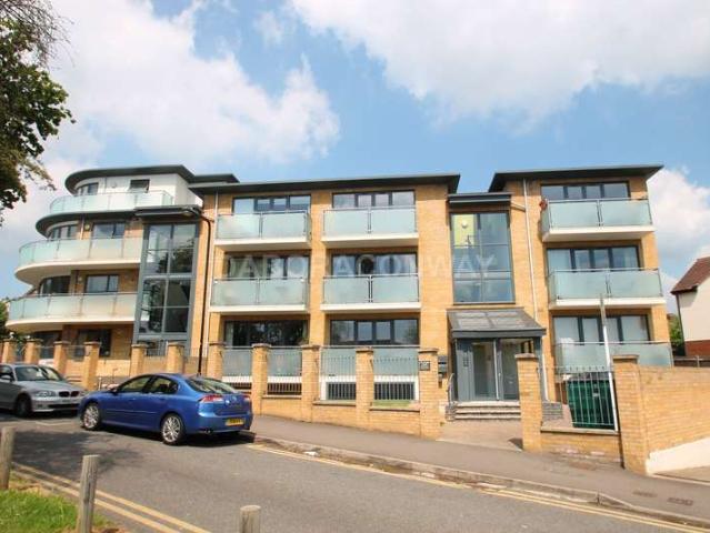 2 Bedroom Apartment Flat