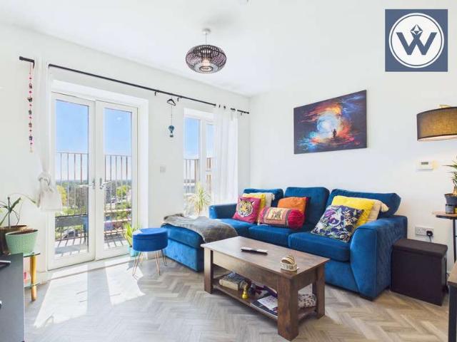 2 Bedroom Apartment Flat