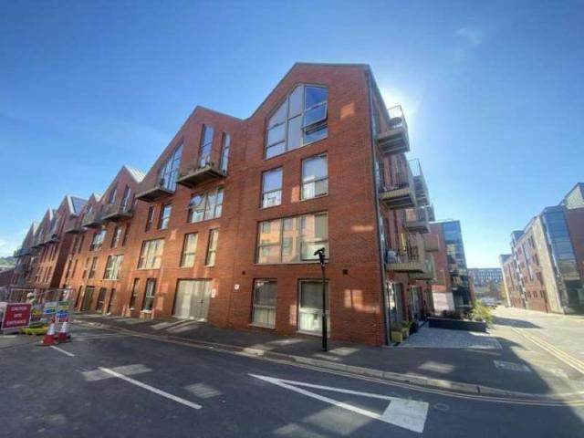 2 Bedroom Apartment Flat