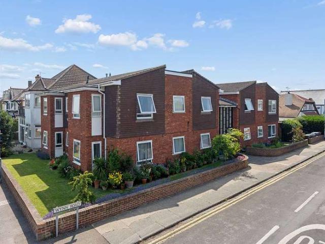 2 Bedroom Apartment Flat