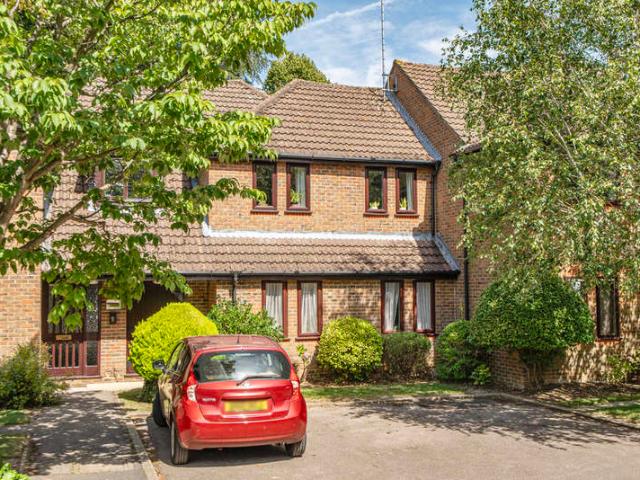 2 Bedroom Apartment Flat