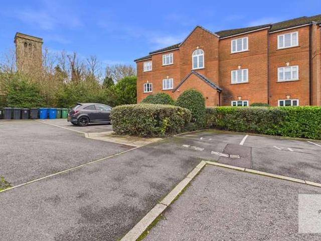 2 Bedroom Apartment Flat