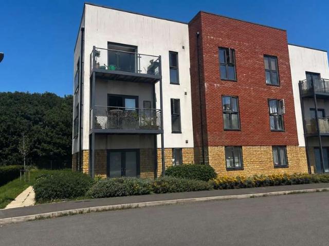 2 Bedroom Apartment Flat