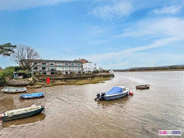 2 Bedroom Apartment Flat