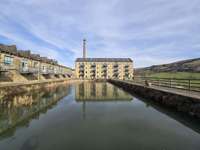 2 Bedroom Apartment Flat