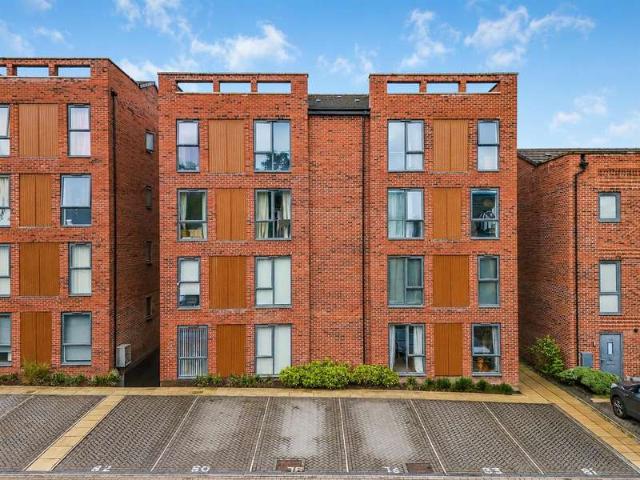 2 Bedroom Apartment Flat