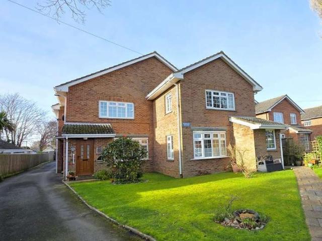 2 Bedroom Apartment Flat