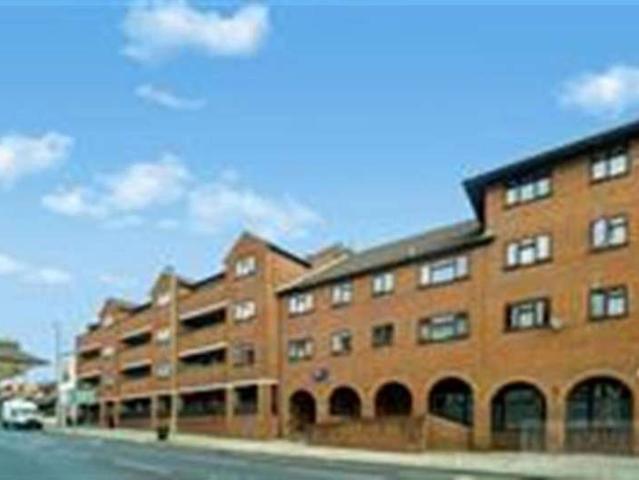 2 Bedroom Apartment Flat