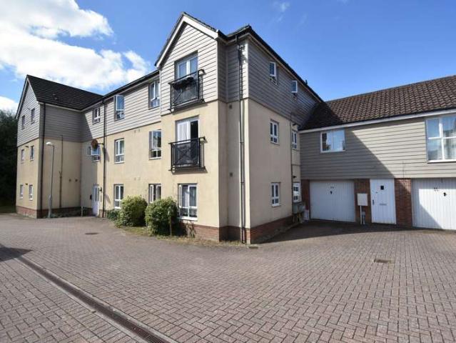 2 Bedroom Apartment Flat