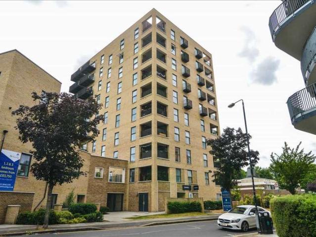 2 Bedroom Apartment Flat