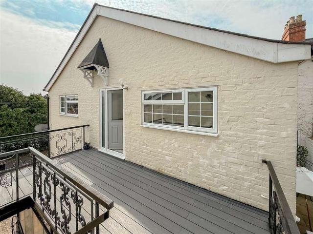 2 Bedroom Apartment Flat