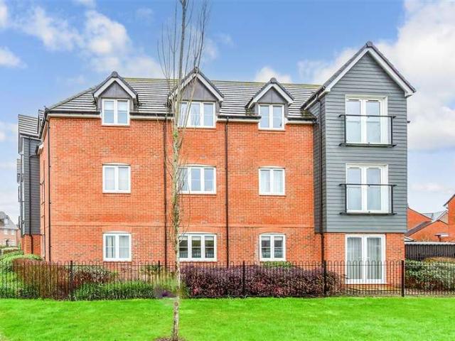 2 Bedroom Apartment Flat