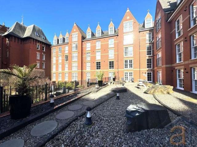 2 Bedroom Apartment Flat
