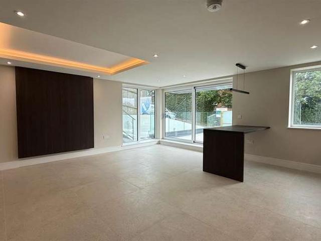 2 Bedroom Apartment Flat