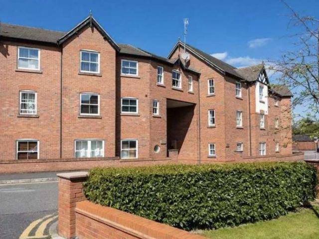 2 Bedroom Apartment Flat