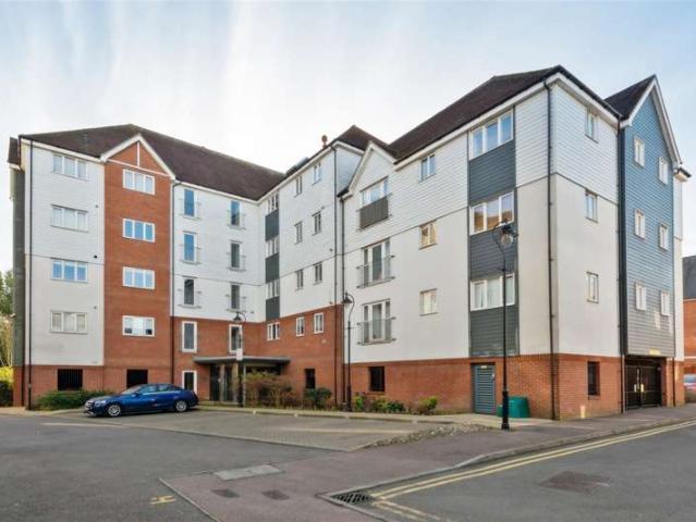 2 Bedroom Apartment Flat