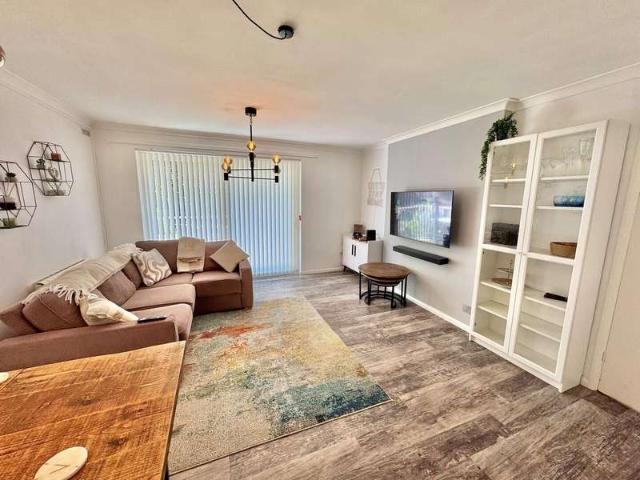 2 Bedroom Apartment Flat