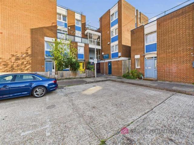 2 Bedroom Apartment Flat