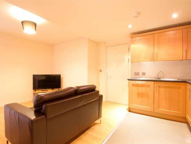 2 Bedroom Apartment Flat