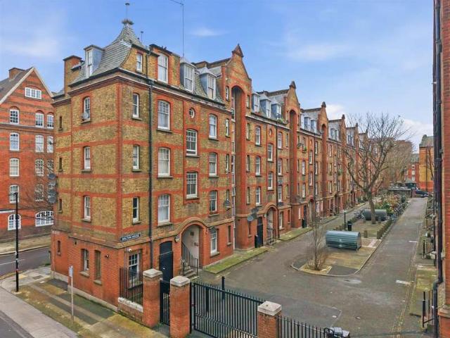 2 Bedroom Apartment Flat